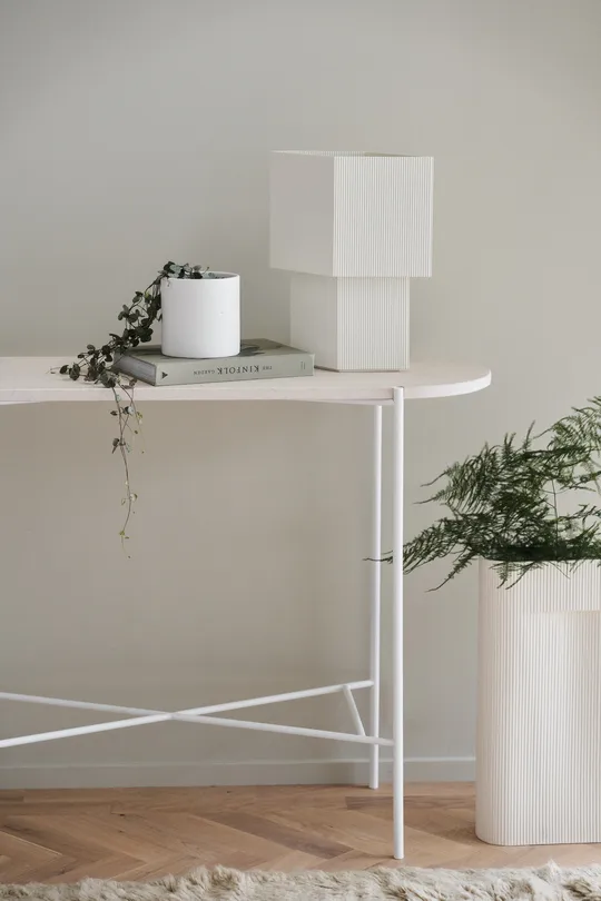 Aplaryd sidobord högt - 1898 → NordicNest.se