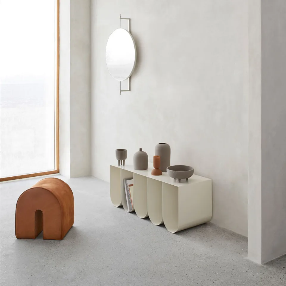Curved bänk - Kristina Dam Studio → NordicNest.se