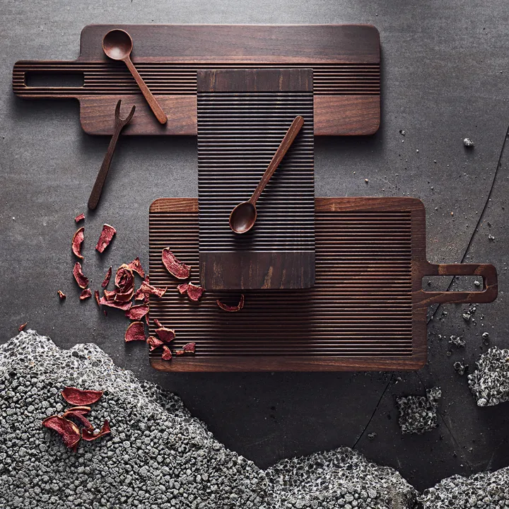 Yami serveringsbricka 14x26,5 cm - MUUBS → NordicNest.se