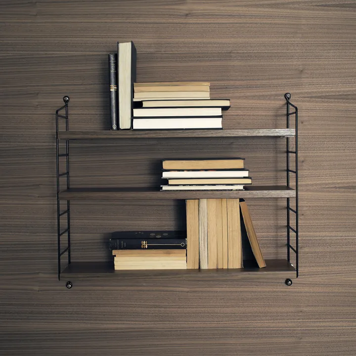 Stringhylla Pocket valnöt-svart - String Furniture → NordicNest.se